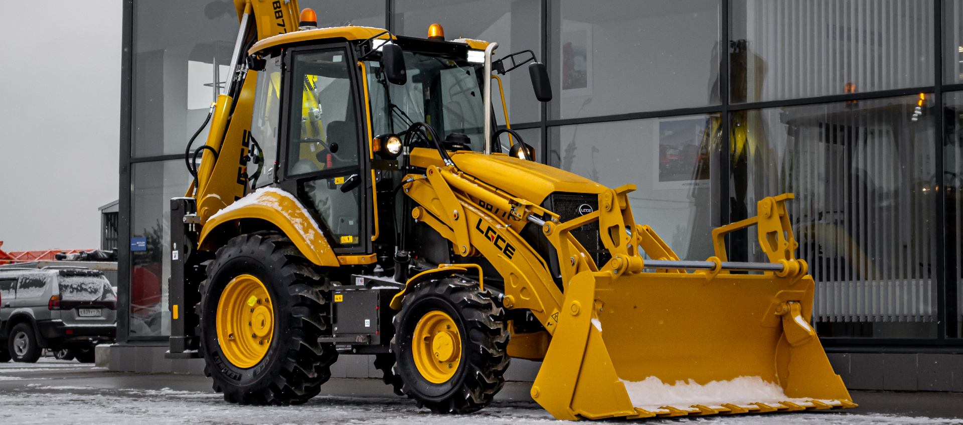 Экскаватор-погрузчик LGCE B877F | Русбизнесавто